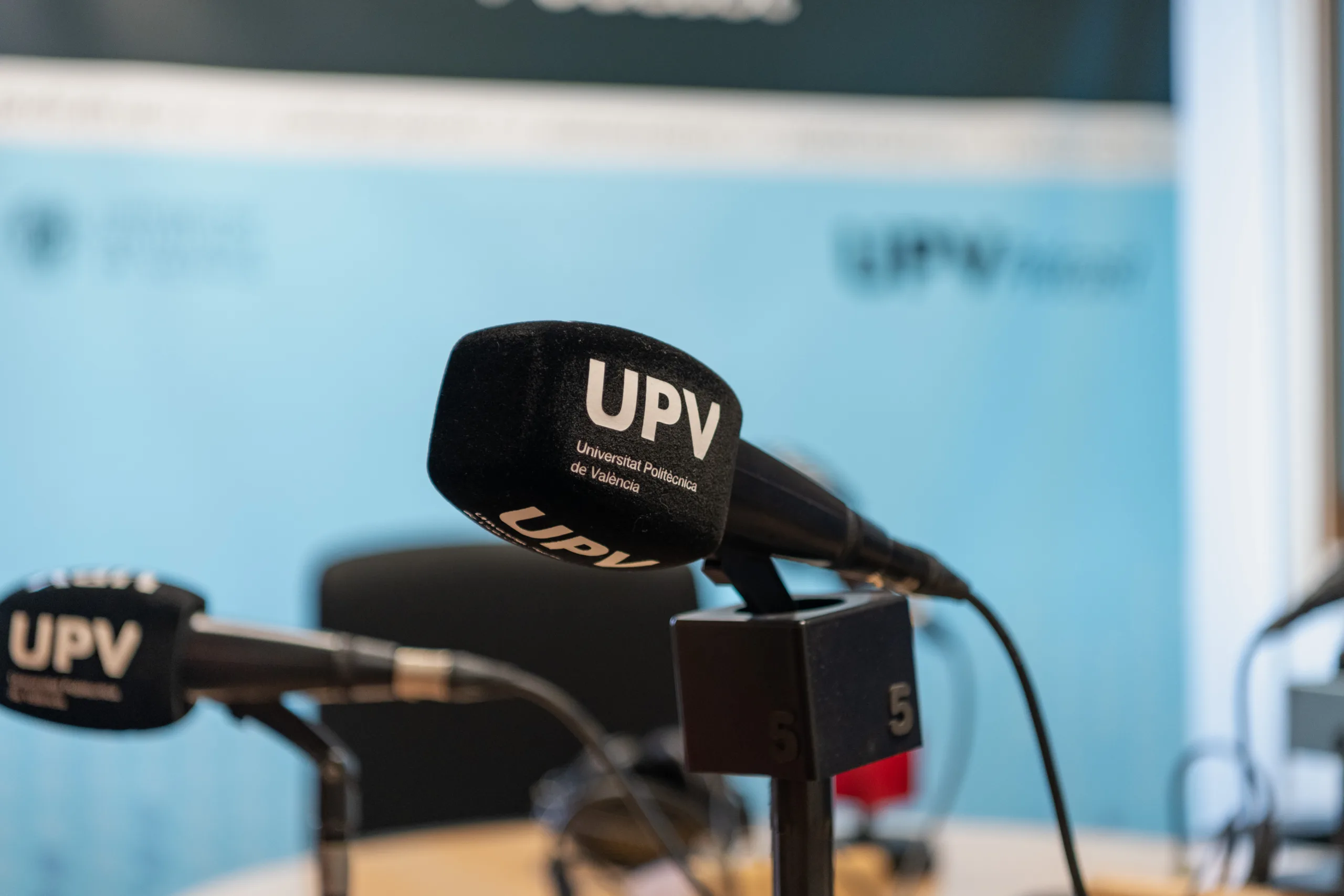 Audio narratives and institutional communication: podcasts as a tool ...