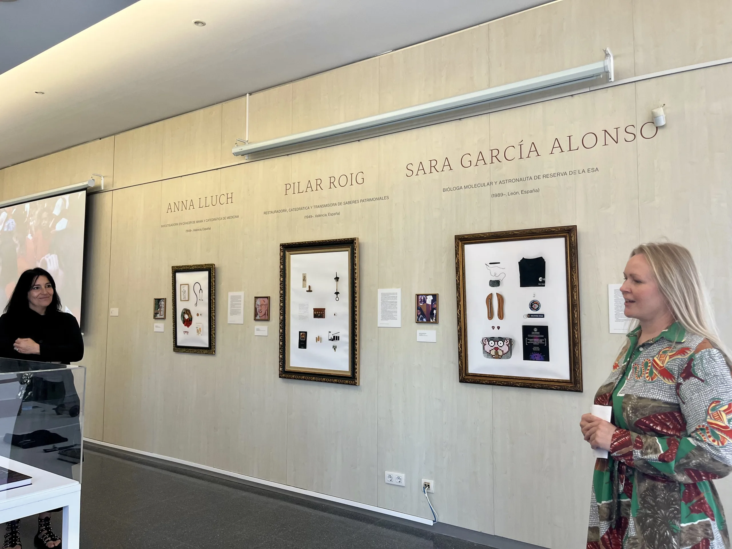 Exhibition Scientific Artefacts. Women, Identity, Science and Objects ...